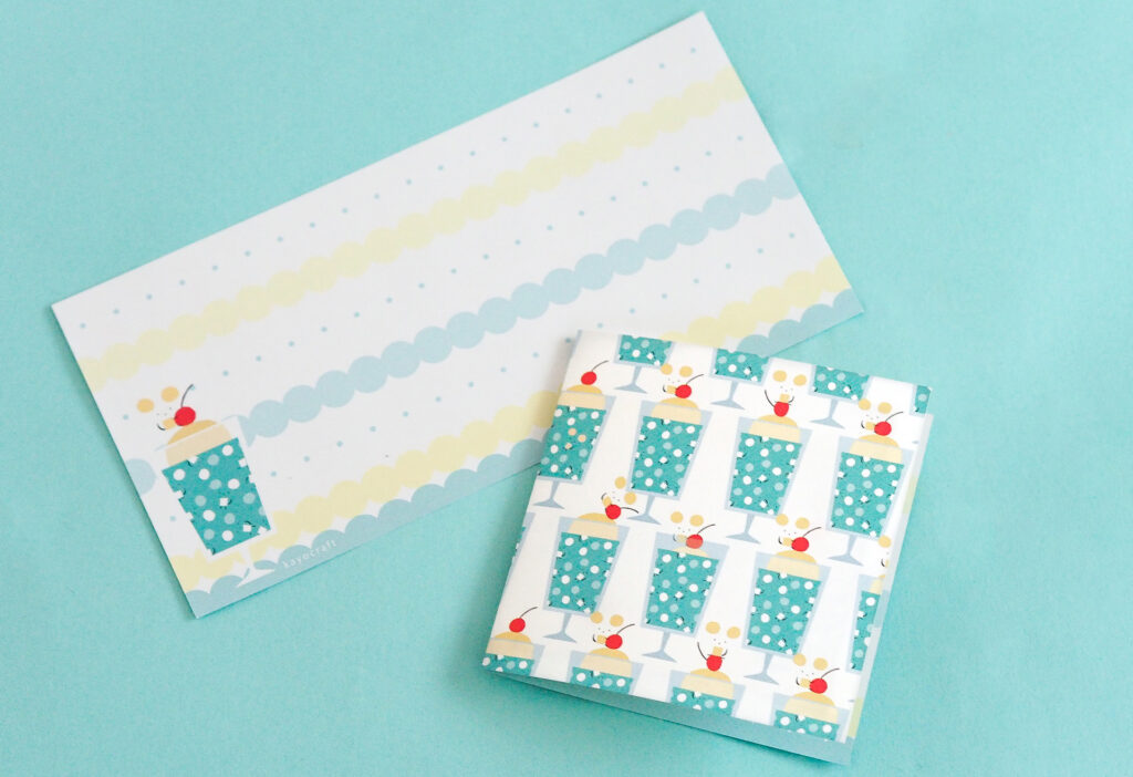 よ～く見るとソーダの中にもたくさんのネズミさんたちが隠れてますよ。