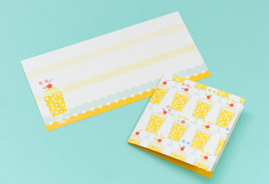 よ～く見るとソーダの中にもたくさんのネズミさんたちが隠れてますよ。